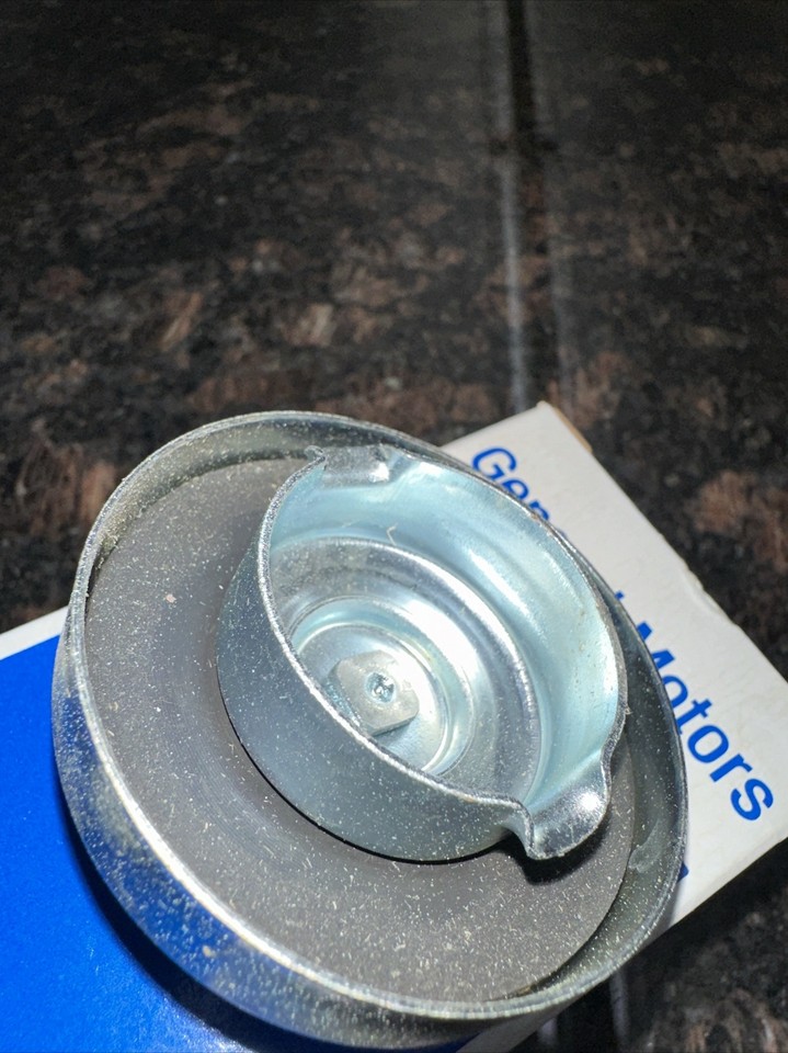 1964-72 GM CARS NEW GM NOS CAS CAP "S" GM NON VENTED | eBay