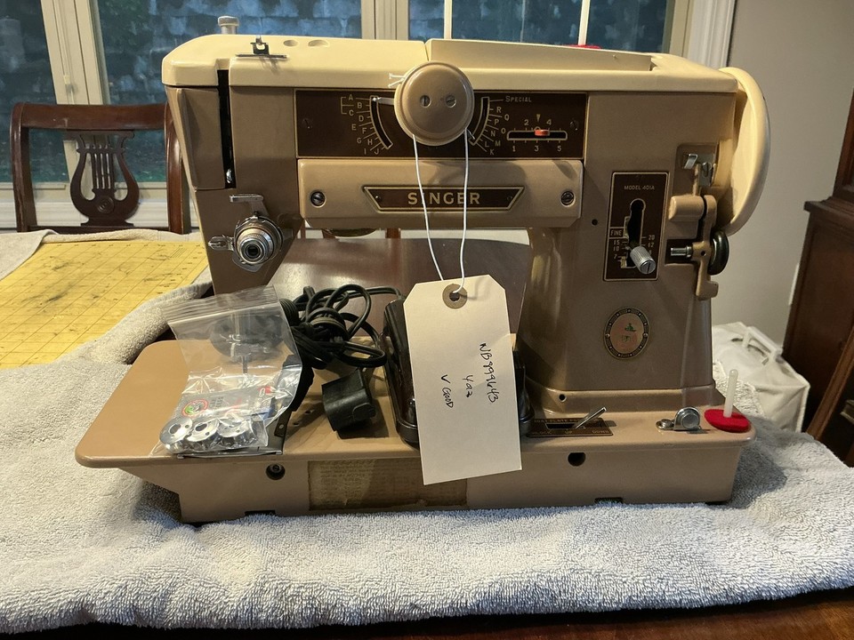 Singer 401a sewing machine cleaned and serviced Very Good Condition SN ...