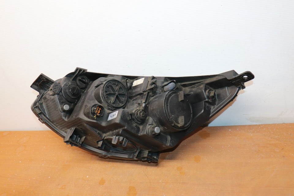 2014 2015 Kia Soul Right Passenger Right Projector Headlight Oem 92102 ...