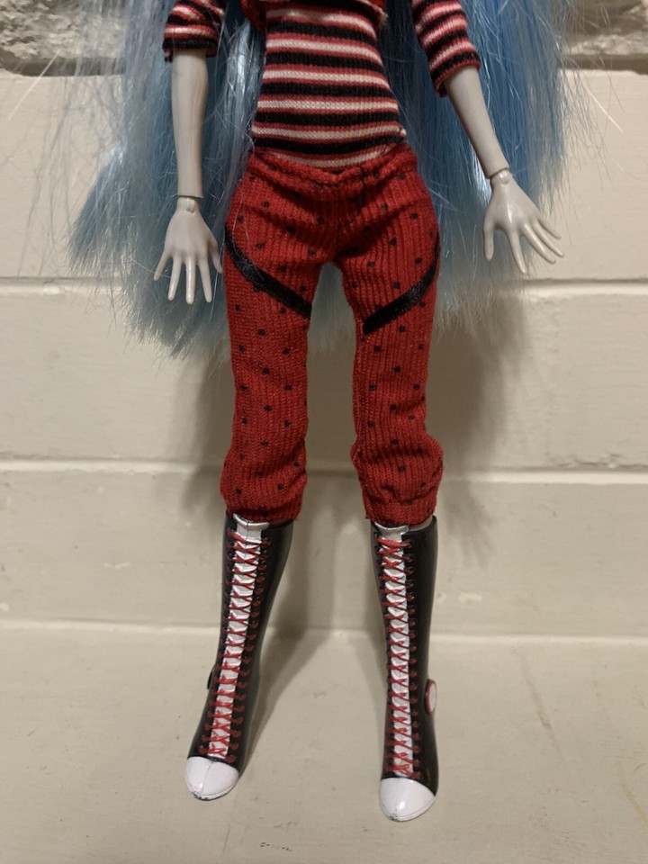 2010 G1 Monster High Original First Wave Core Ghoulia Yelps Doll | eBay