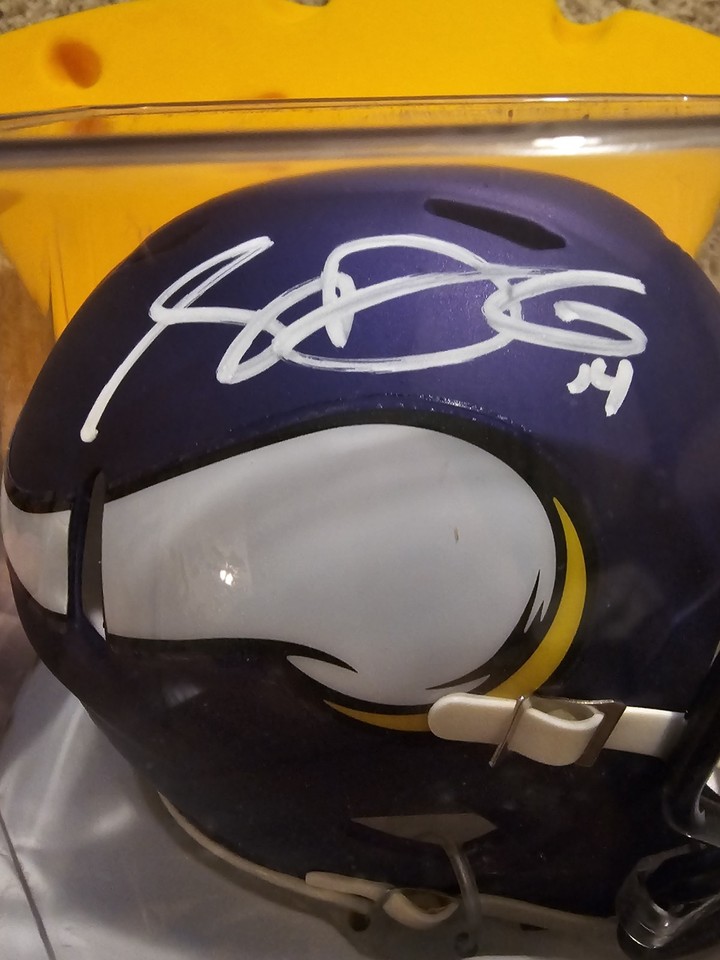 Sam Darnold Autographed Mini Football Helmet Fanatics Certified Vikings ...