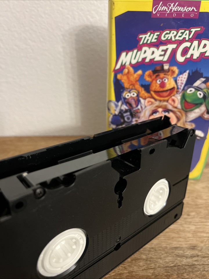 The Great Muppet Caper VHS Tape (1993) In Green Clamshell Case ...