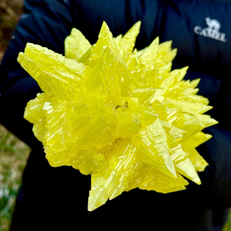 3LB Rare yellow sulfur crystal quartz crystal mineral specimen | eBay
