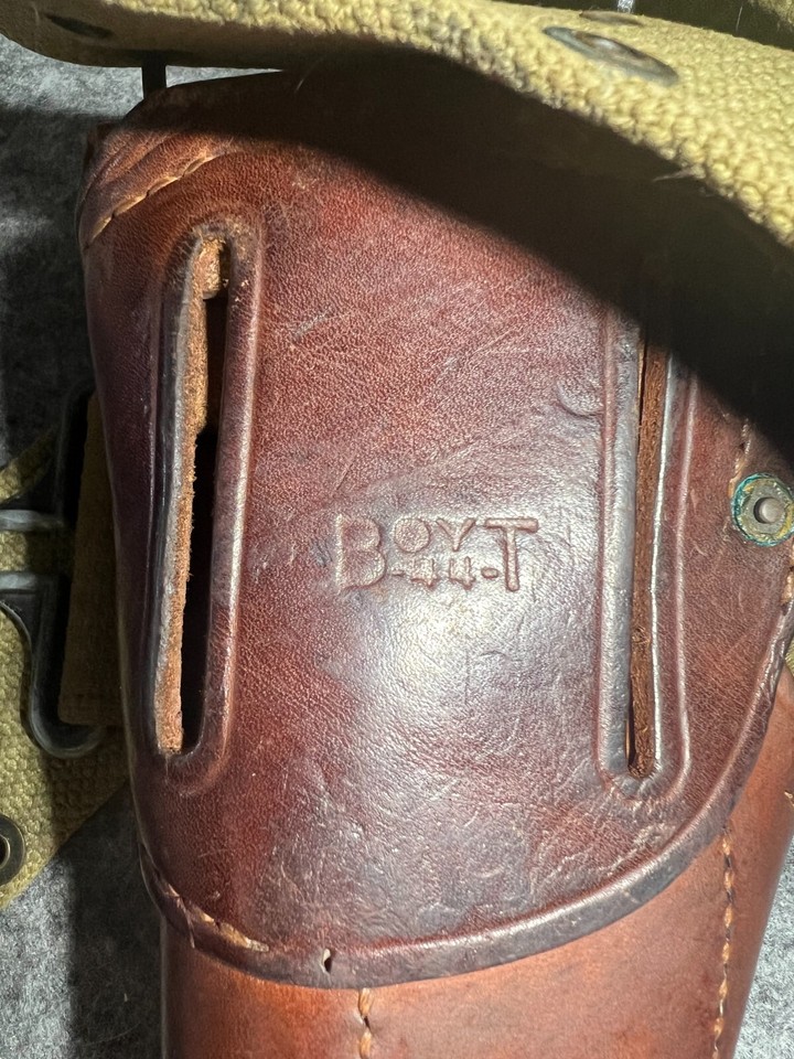 WWII Boyt 1944 Leather Holster and NASCO 45 Belt | eBay