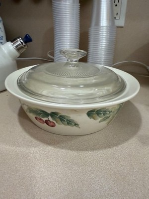 Pfaltzgraff Jamberry Casserole Dish, Vegetable Bowl with lid, 9" Round ...