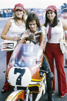 Barry Sheene Suzuki 1976 Motorcycle Racing Old Photo 3 | eBay Australia