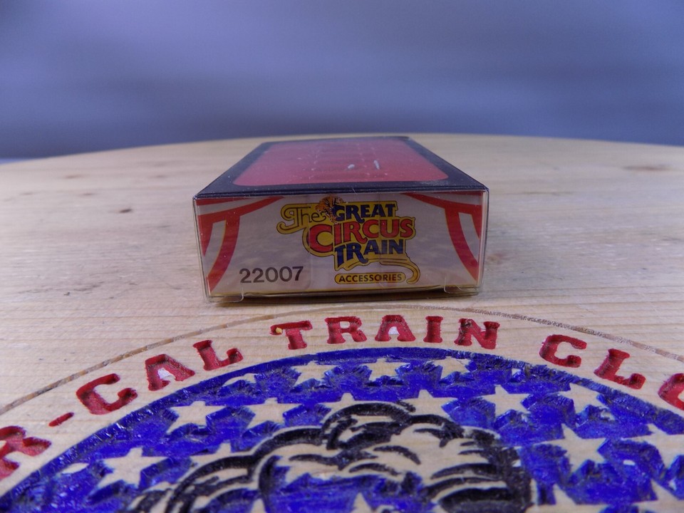 Preiser HO Scale Circus Workers #22007 | eBay