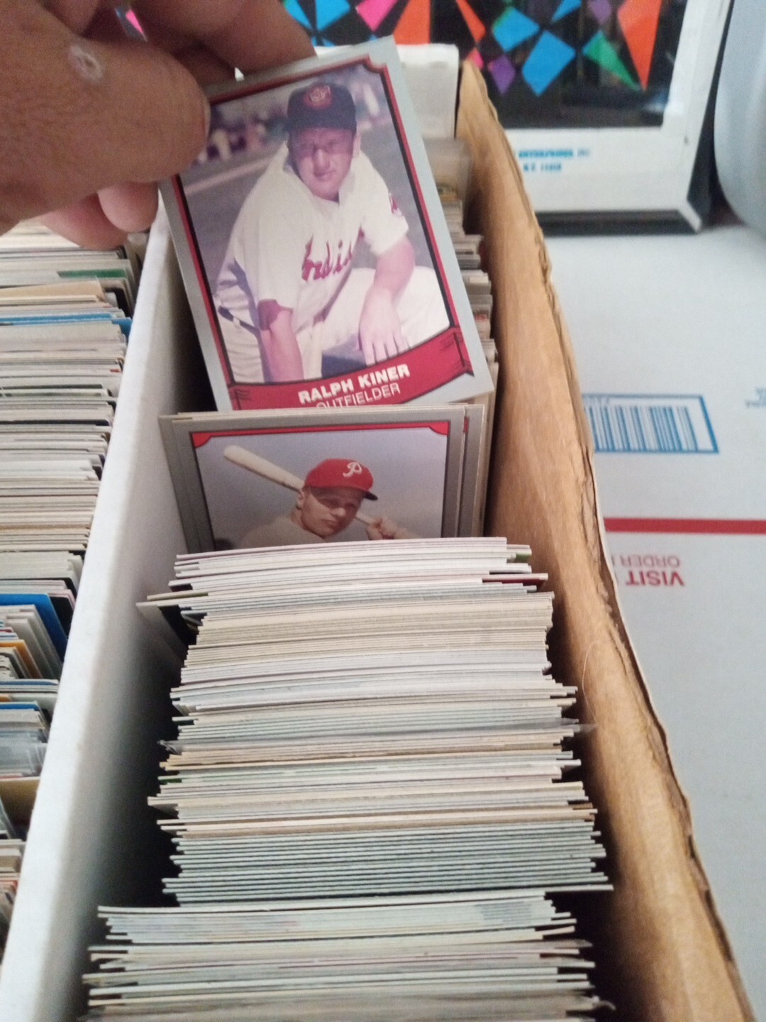Huge Collection Of 600 Vtg Football,Basketball, Baseball Estate Sale ...