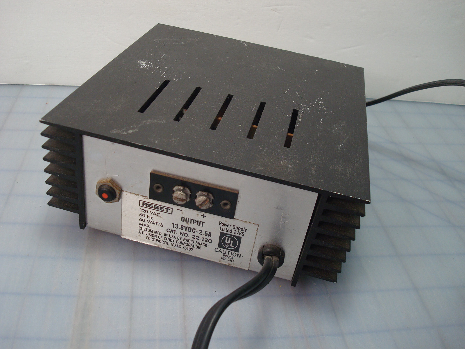 Micronta Regulated 12 volt Power Supply No. 22-120A Converts 120 VAC to ...