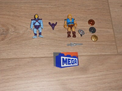 Mega Bloks HE MAN (+ Shield Change) & Skeletor (+ Head Change) Mega ...