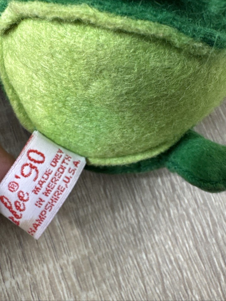 Vintage ‘90 Annalee Christmas Poseable Dragon Dinosaur With Santa Hat ...