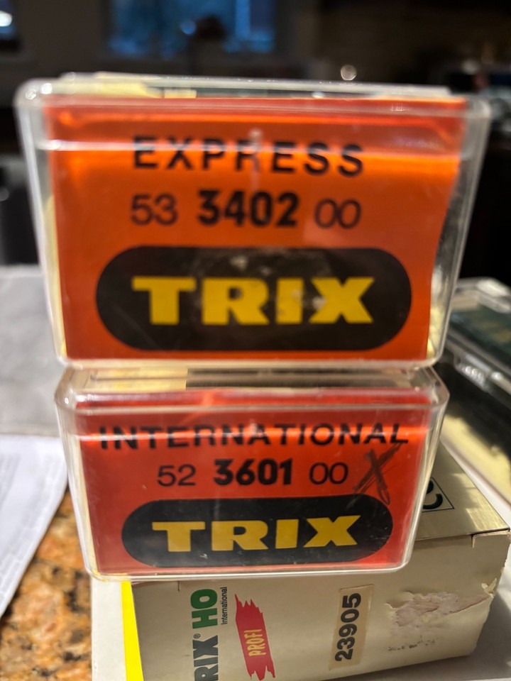 TRIX #3402/3601 ( 2 PACK) HO SCALE GERMAN FREIGHT CARS | eBay UK
