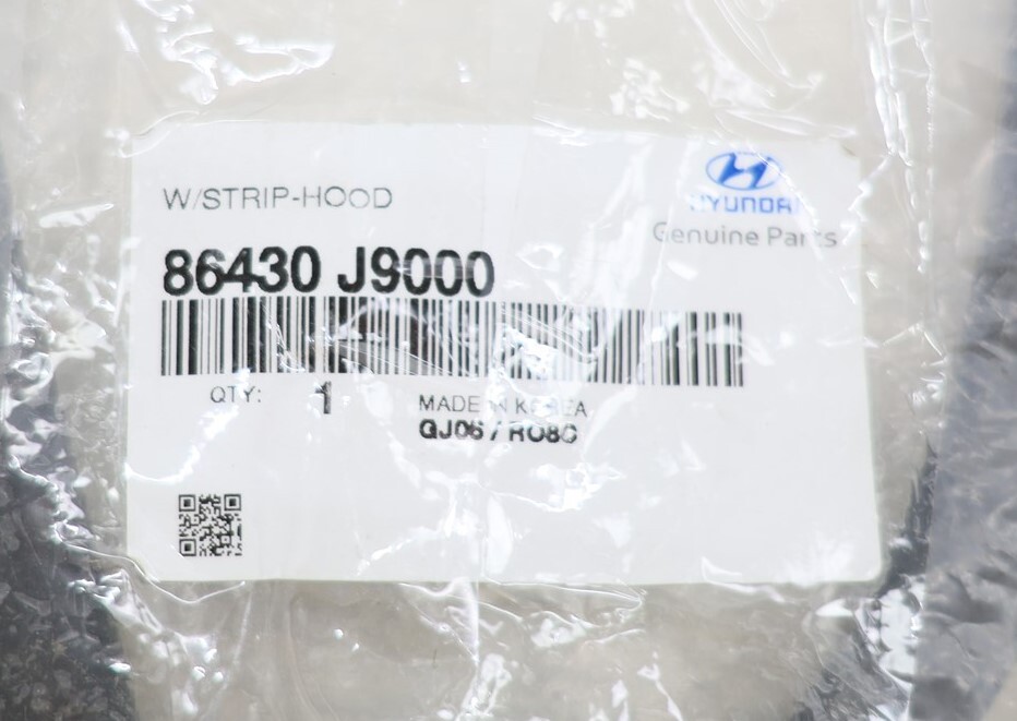 NEW OEM Hood Front Weatherstrip Seal 86430J9000 for Hyundai Kona 2018 ...
