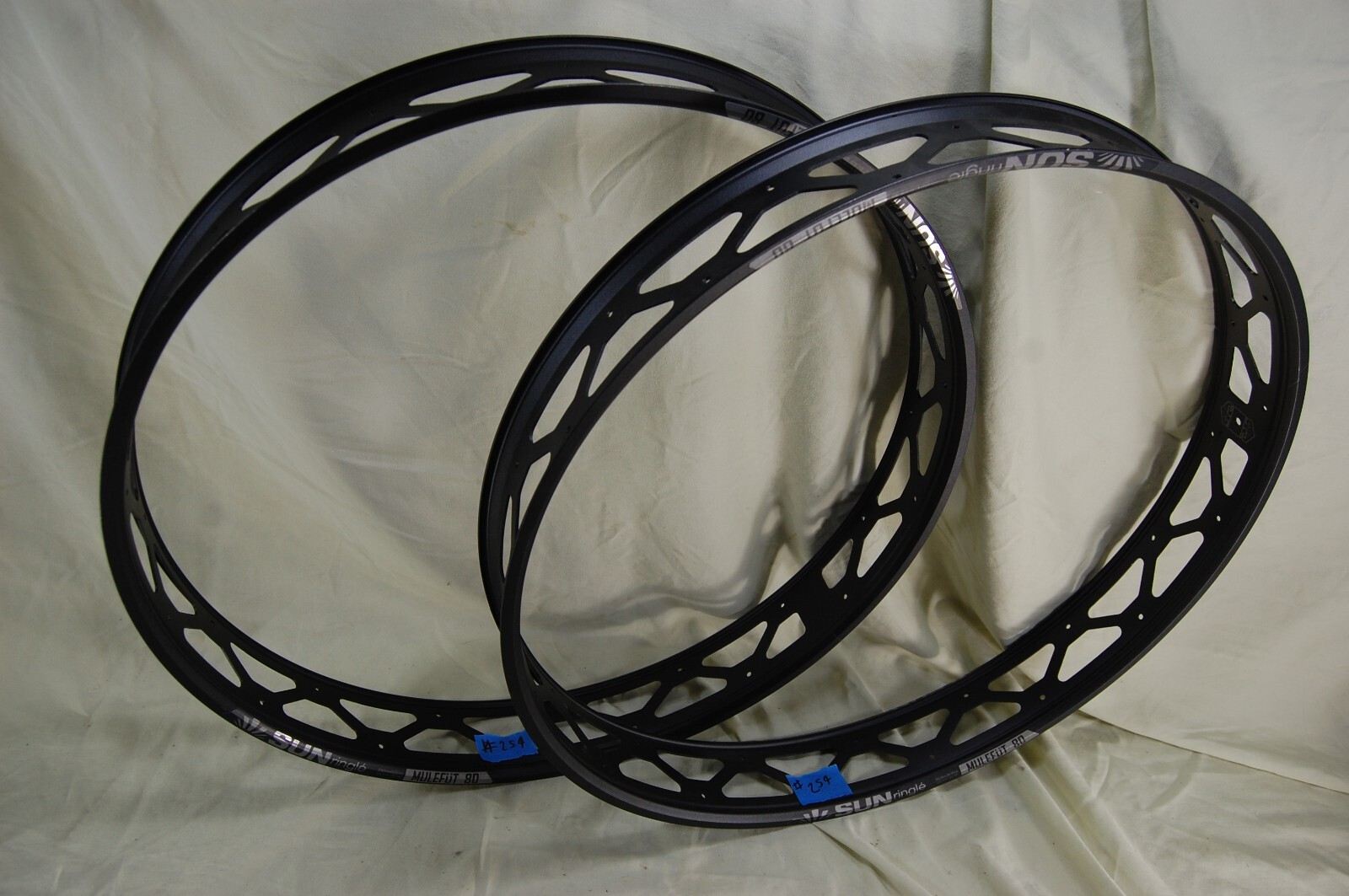 Sun Ringle MuleFut 80SL V2 26" / 32 hole / Tubeless / Presta | eBay