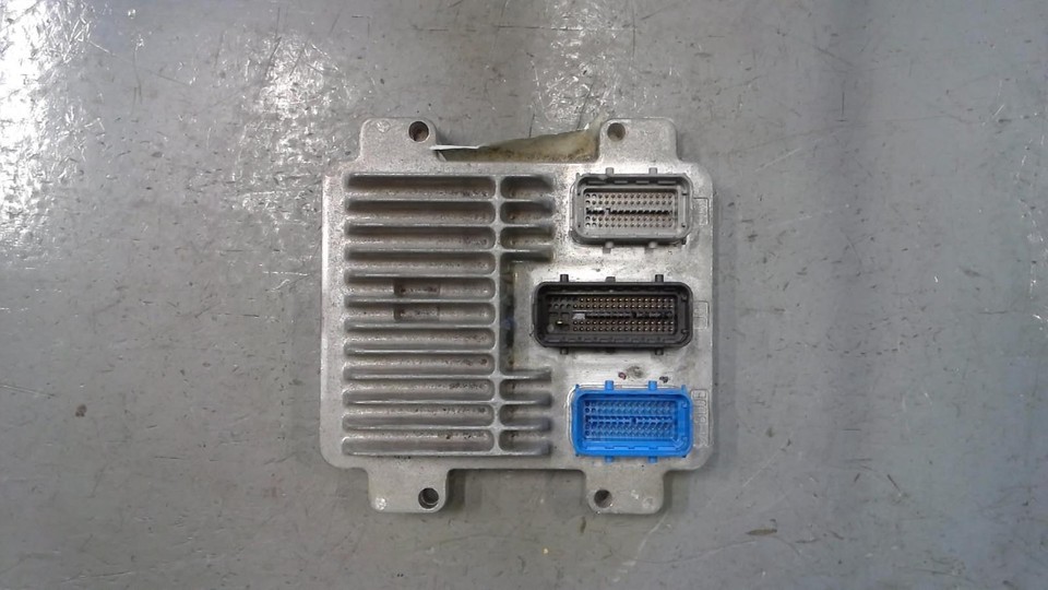 PONTIAC GRAND PRIX Engine Brain Box 12581501 -12584055 YDXJ | eBay