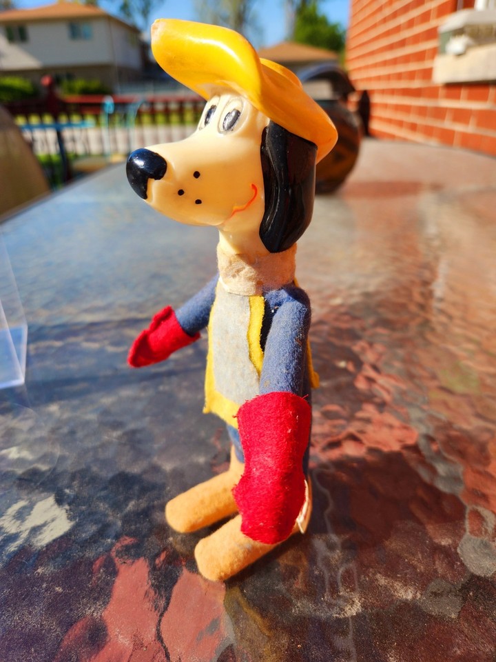 Ideal Toys Yippee Twistable Doll! Goofy Guard From The Peter Potamus ...