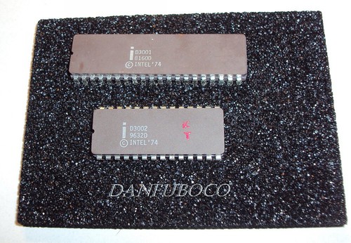 INTEL D3001 and D3002 Bit Slice computer chips, gray ceramic NOS I ...