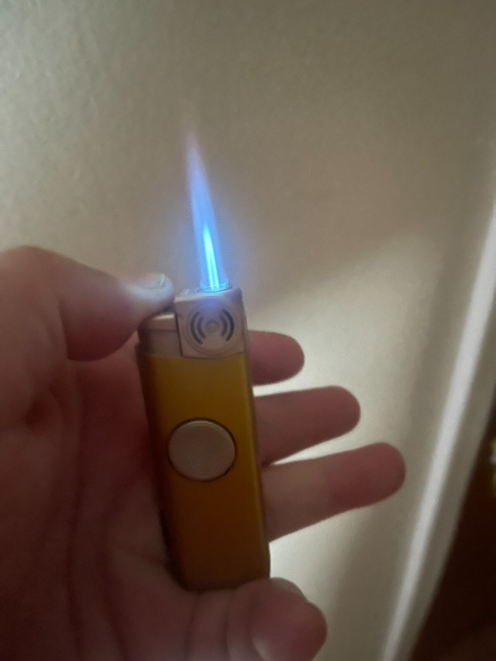 Torch Cigarette/ Cigar / Pipe Lighter Fidget Spinner Twinkling LED | eBay