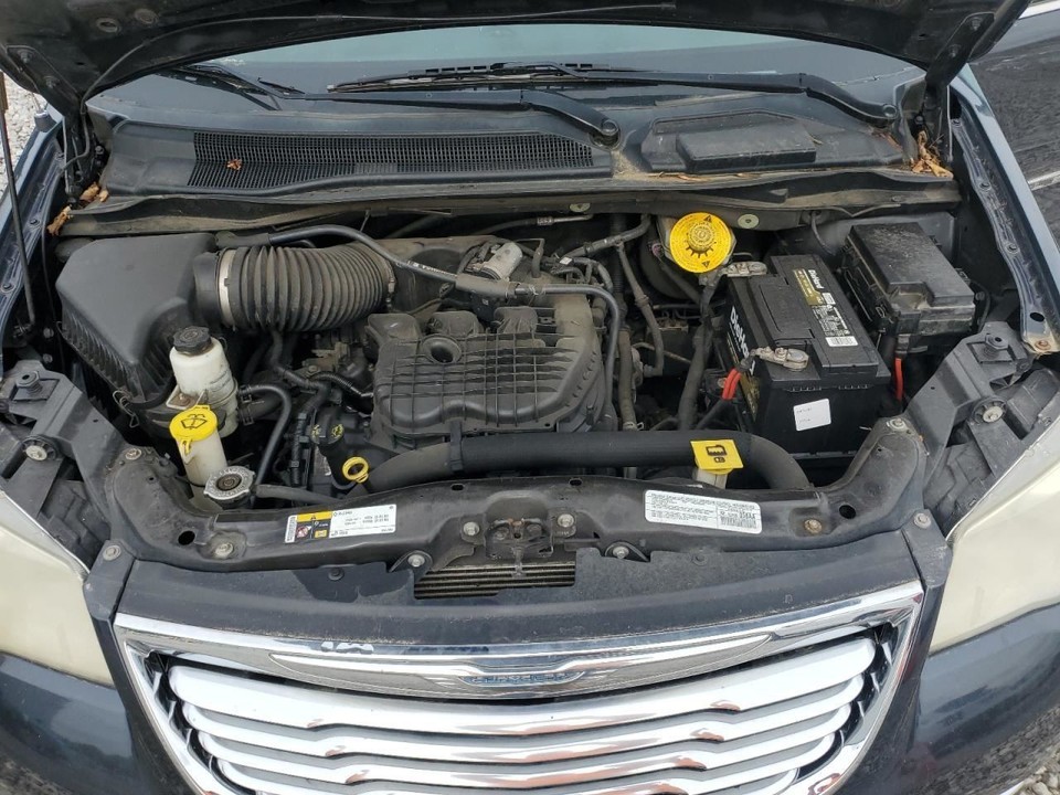 TOWN COUN 2014 Fuse Box Cabin 732393 | eBay