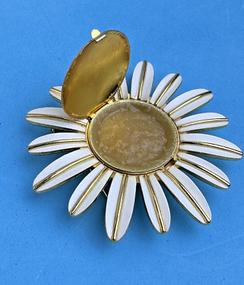 Vintage Avon Perfume Locket Gold Tone White Enamel Flower Daisy Brooch ...