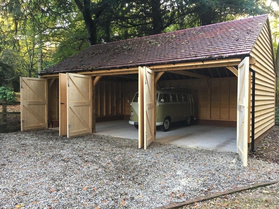 Three Bay Oak Fronted Full-height Garage Kit 9m x 5.3m (4m Ridge Height ...