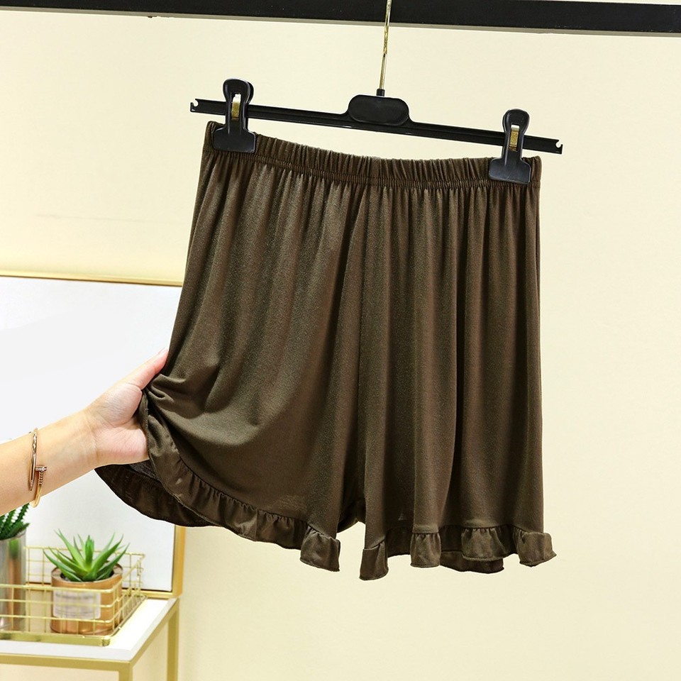 Fashionable Loose Shorts Vacation Wear Brand New Condition Moderate ...