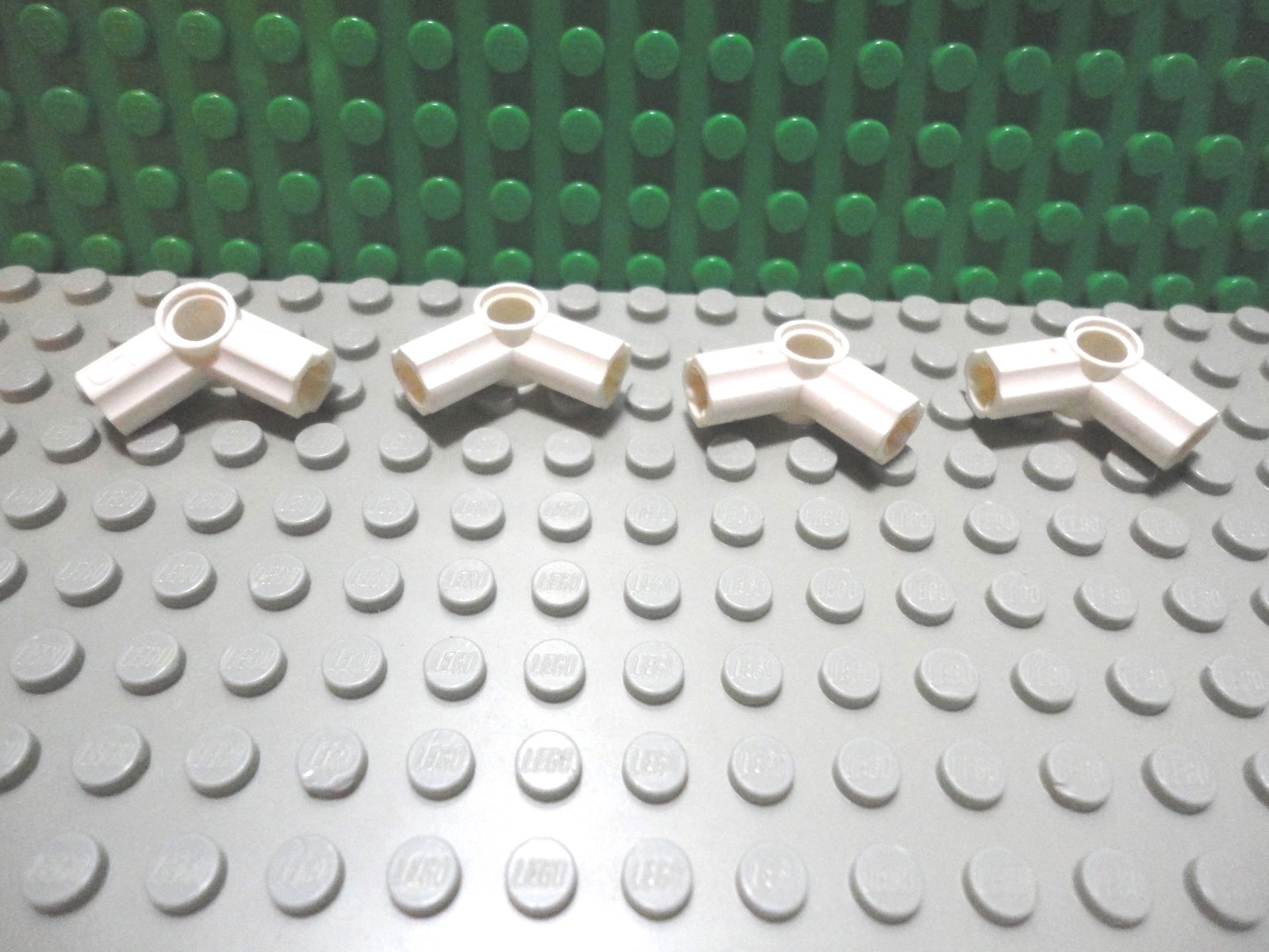 Lego 4 White technic axle and pin connector #5 NEW | eBay