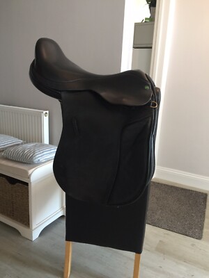 Barry Swain “APG” Saddle SemiFlex Freedom GP 18 Inch Black | eBay