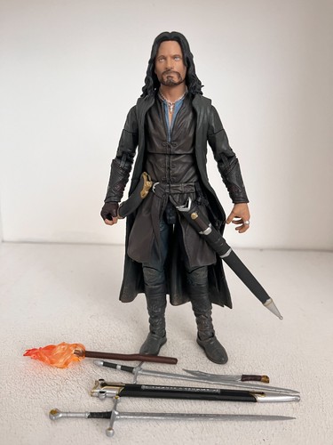 LORD OF THE RINGS DIAMOND SELECT SERIES 3 ARAGORN DELUXE TOY ACTION ...