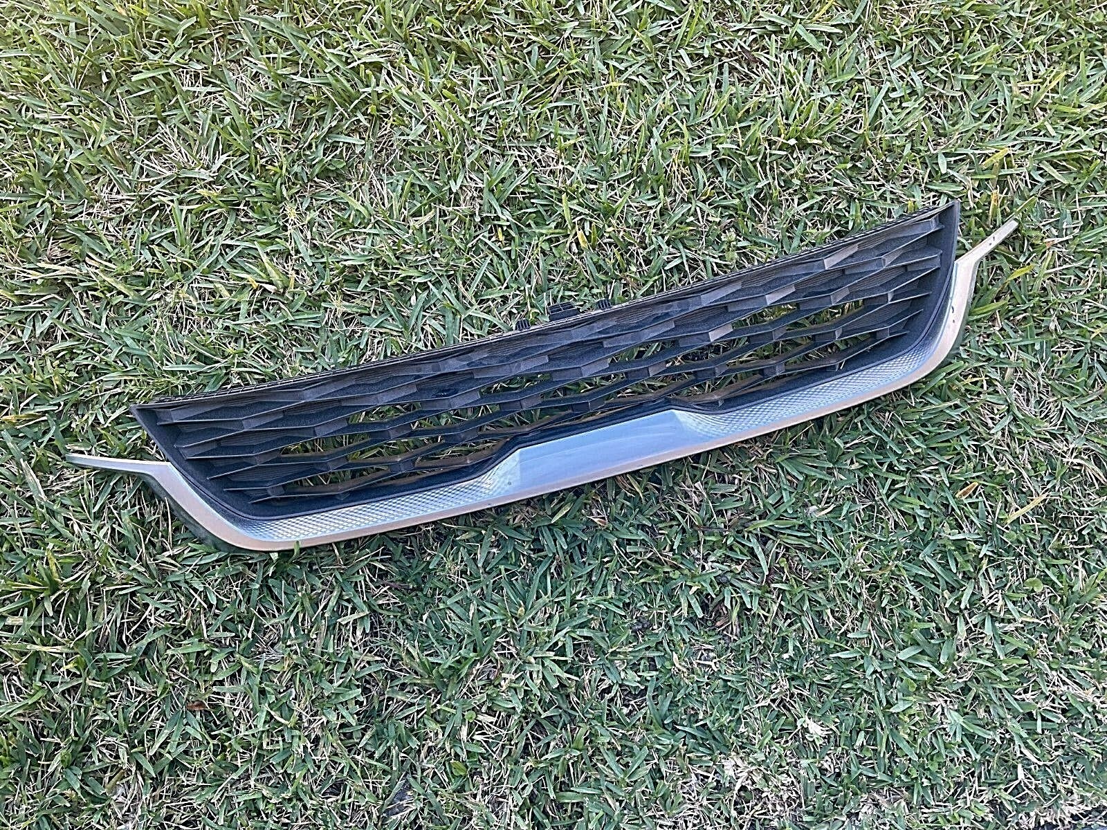 2020 2021 2022 KIA SETLOS FRONT UPPER GRILLE GRILL OEM USED 86350-Q5310 ...