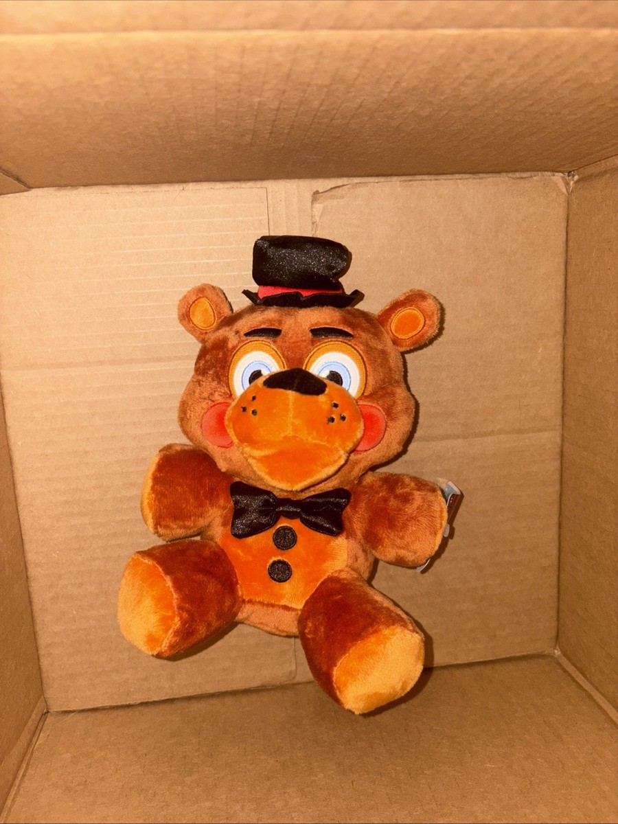 Toy Freddy Plays Fnaf 1