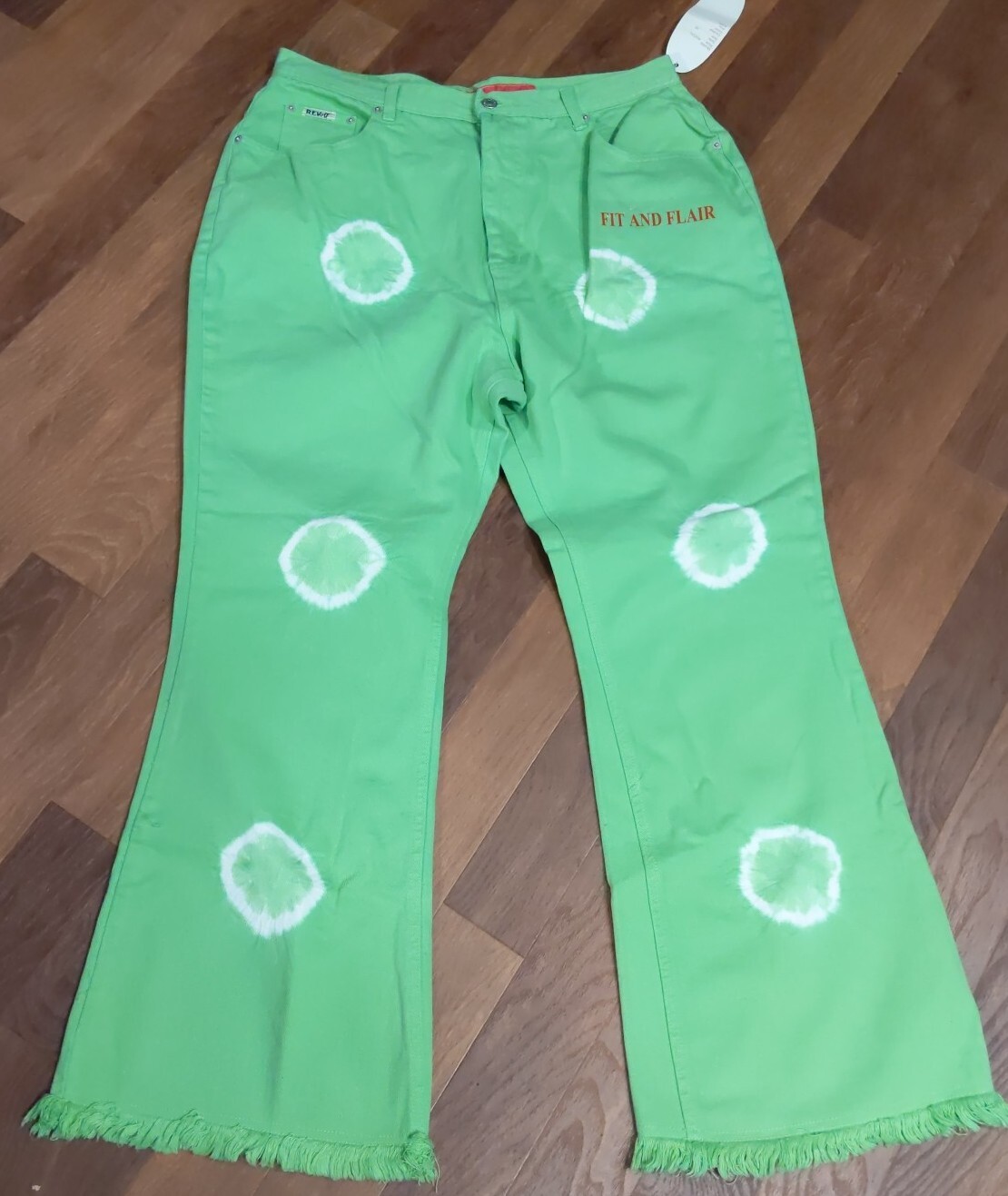 New Revolt jeans fit & flair Lime Green Jeans Size 20 fringed raw hem ...