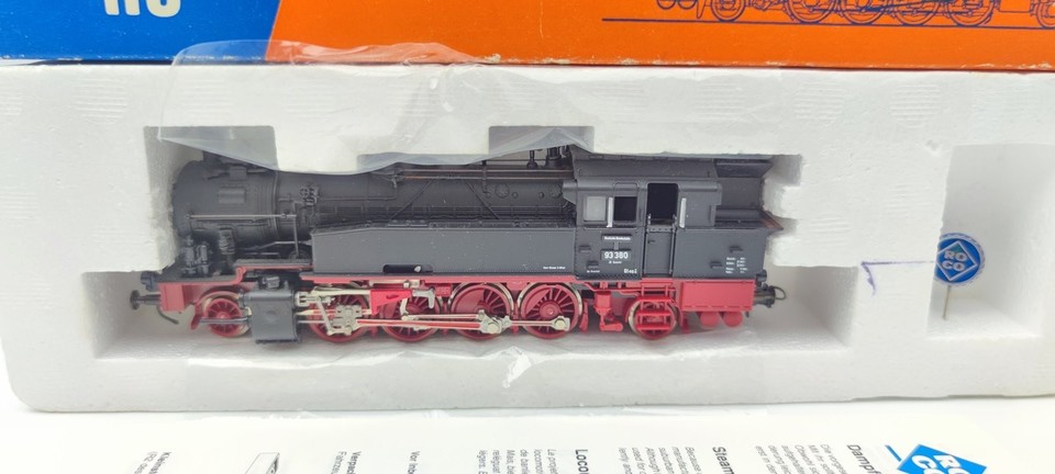 1:87 / H0 - ROCO: Dampflok BR 93380 "Deutsche Reichsbahn", 04122 E / 3R ...