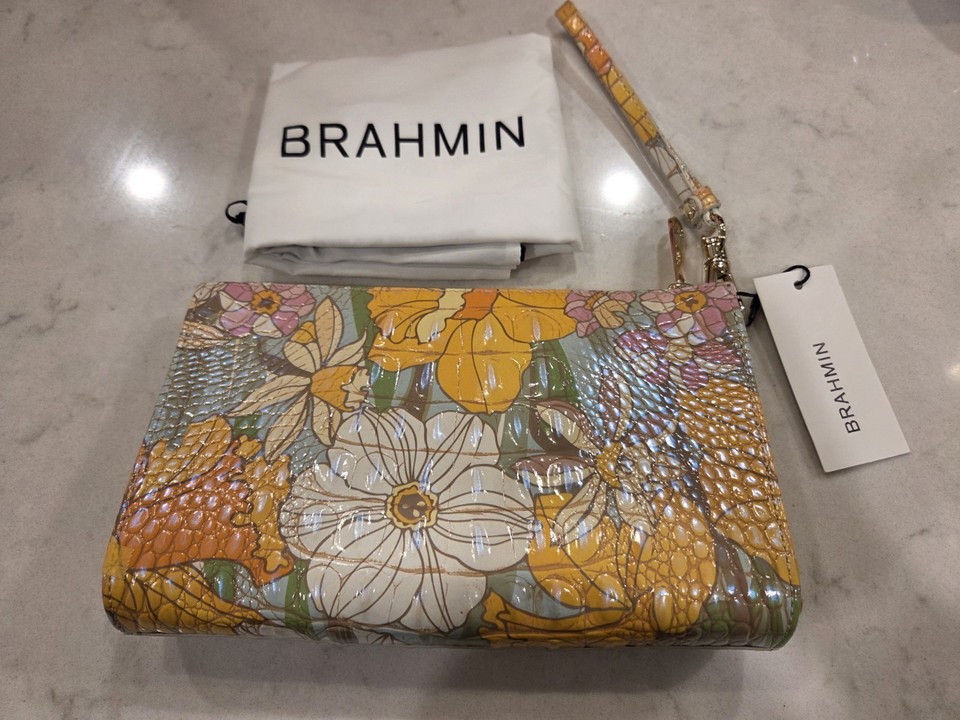 NWT Brahmin Daffodil Yellow Floral Daisy Clutch Wristlet Hard To Find ...