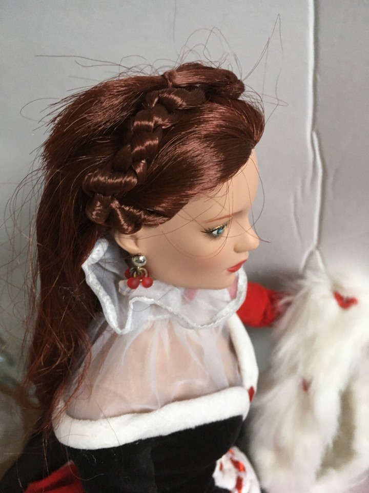 Tonner Alice in Wonderland QUEEN OF HEARTS CORONATION GOWN on a 16 ...