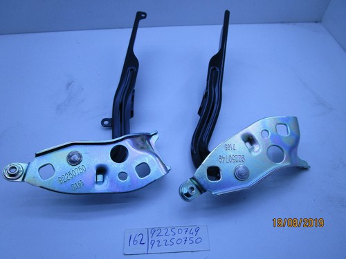 HOLDEN VF EVOKE SS COMMODORE BONNET HINCH HINGES SET HOOD CATCH SEDAN ...