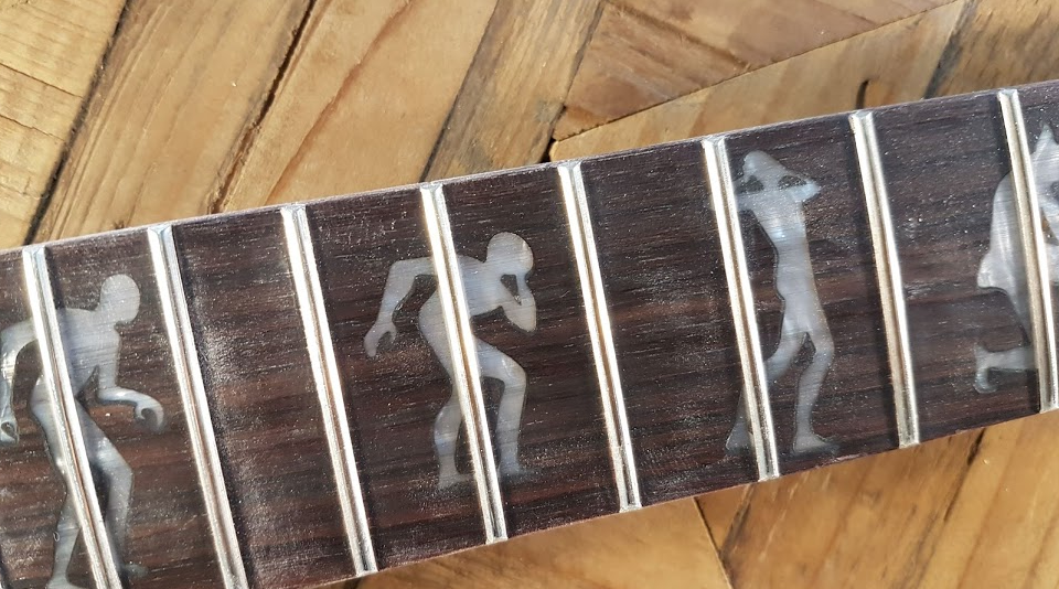 New Stratocaster Neck - Wolf Man Inlays - Rosewood - 24f - Guitar Strat ...