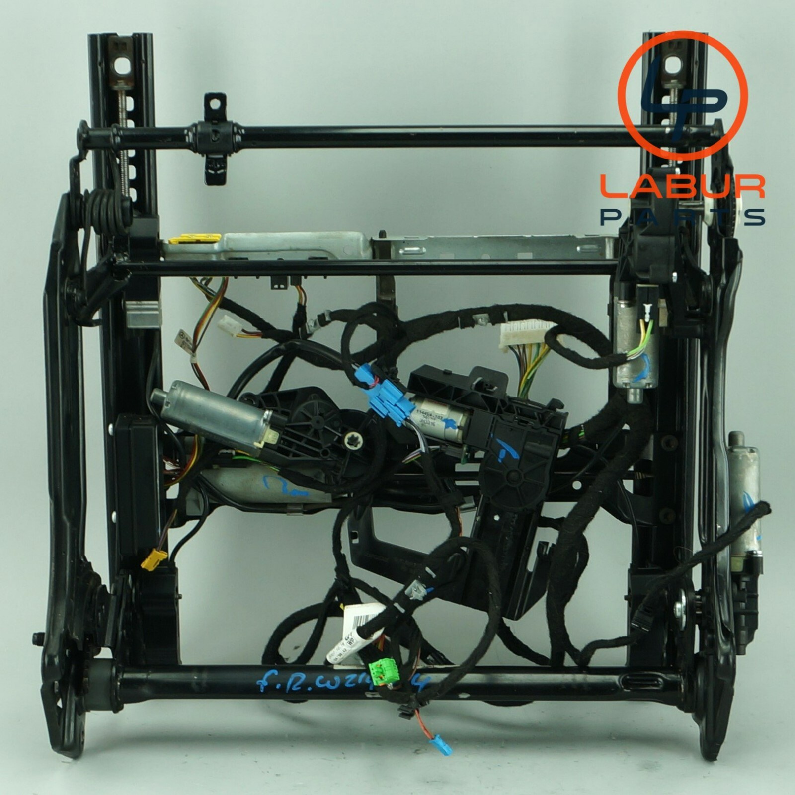 +Z3121 W219 MERCEDES 03-11 CLS E CLASS FRONT RIGHT SIDE SEAT FRAME RAIL ...