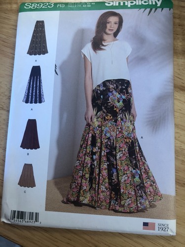 Simplicity S8923 Misses Pull-on Skirt Three Lengths Size 14-22 Uncut R5 ...