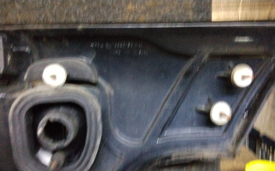 2000-2002 PONTIAC SUNFIRE 2 DOOR REAR DECKLID TAILLIGHT PANEL ASSEMBLY ...