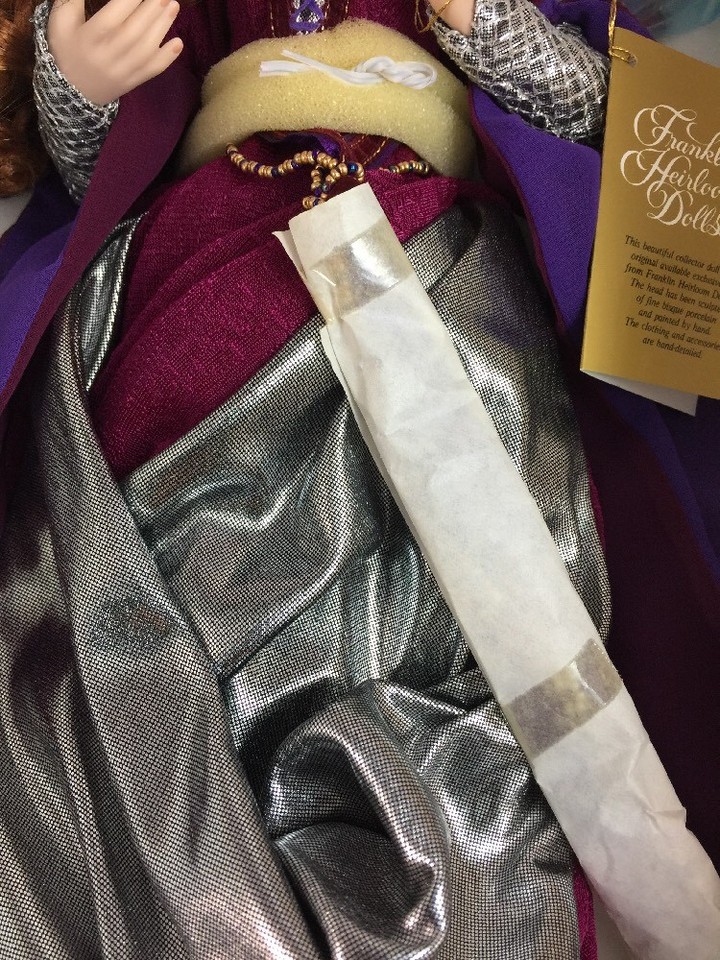 NEW Queen Morgan Le Fay Doll Franklin Mint Camelot Heirloom Series RARE ...