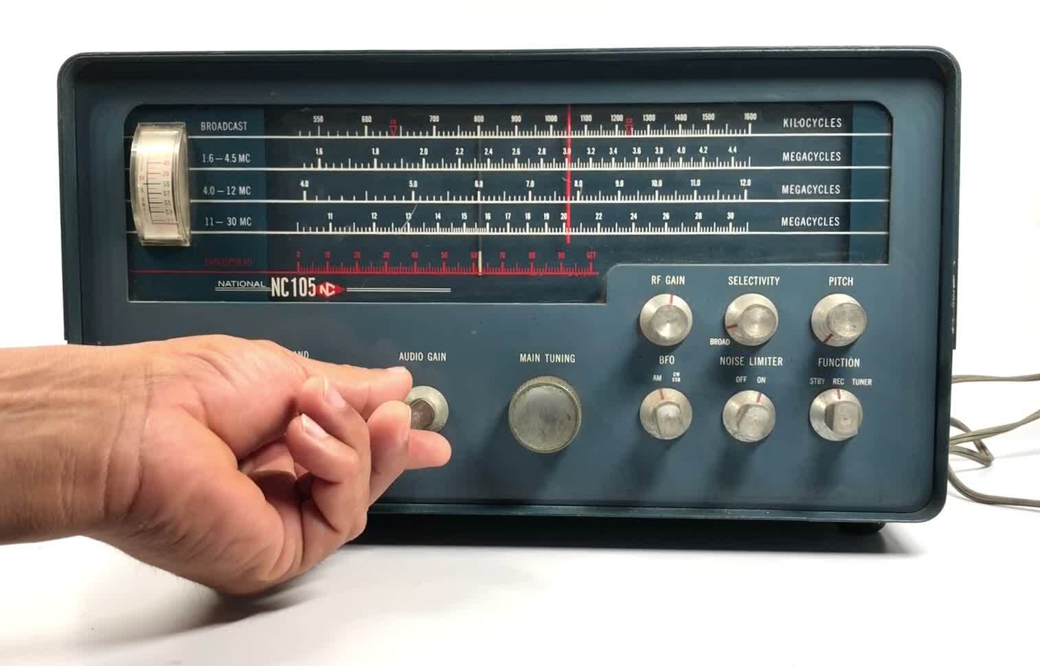 Vintage National Nc-105 Tubes Ham Radio Receiver With Broadcast Band ...