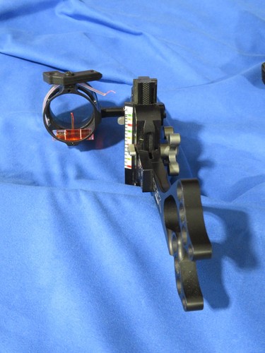 CBE Tek Hybrid Single Pin .10 Bow Sight (Lot 58) | eBay