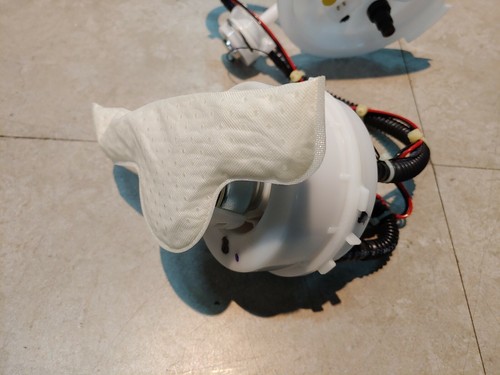 BMW 5 6 Series F06 F07 F10 F12 PIERBURG Fuel Pump Assembly 70270160 ...