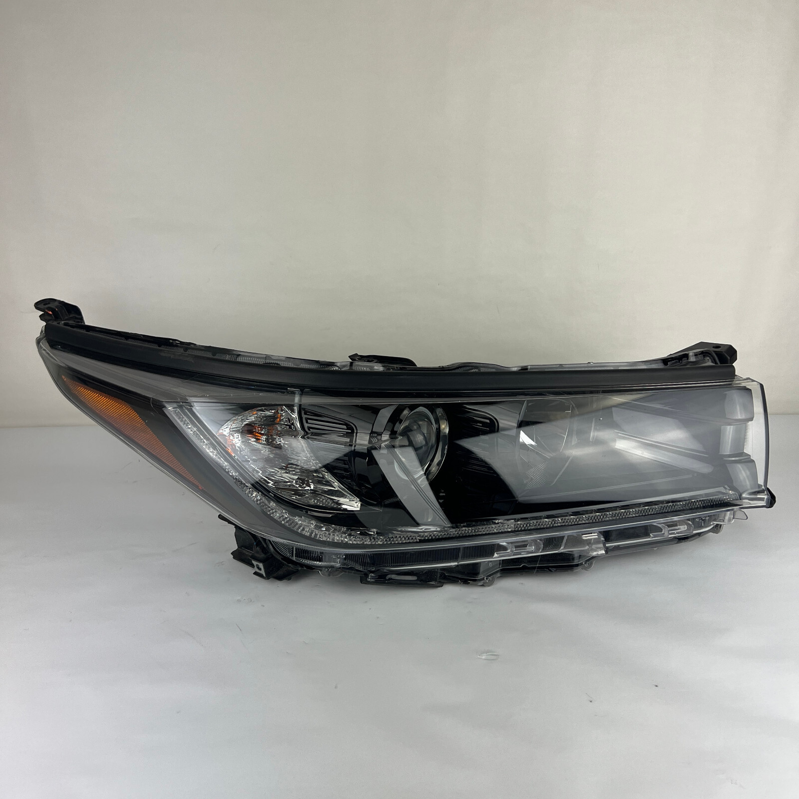 OE 2017 2018 2019 Toyota Highlander SE Right LED DRL Black Headlight ...