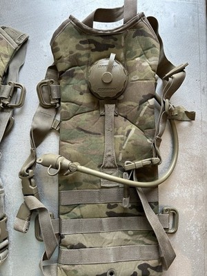USGI OCP Multicam Molle II 3L/100oz Hydration System Carrier Pack w ...