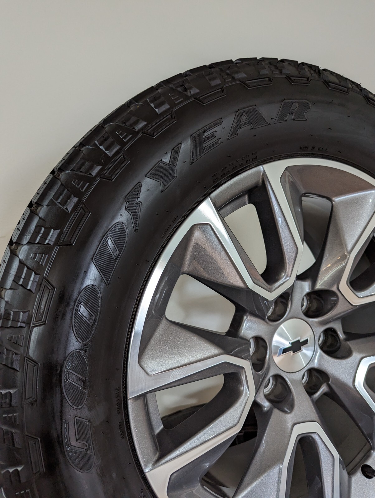 New Takeoff Chevy Silverado RST Edition Factory OEM Rim Wheel 5915 rims ...