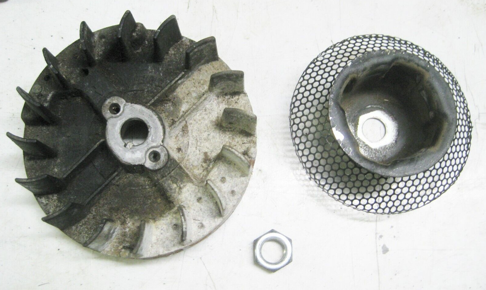 Briggs and Stratton 10T802-1253-B1 Engine Flywheel Assembly part 592370 ...