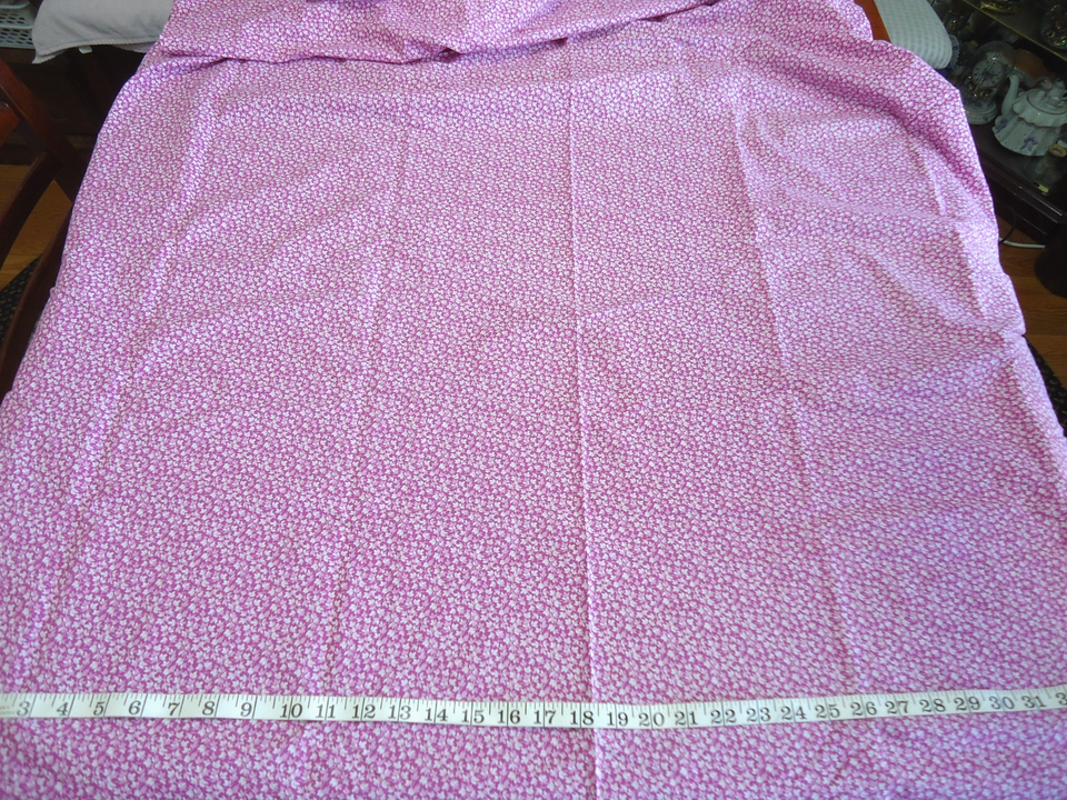 Cotton Quilt Fabric Magenta Pink Leaf Pattern 43"W x 2 3/4 Yards | eBay
