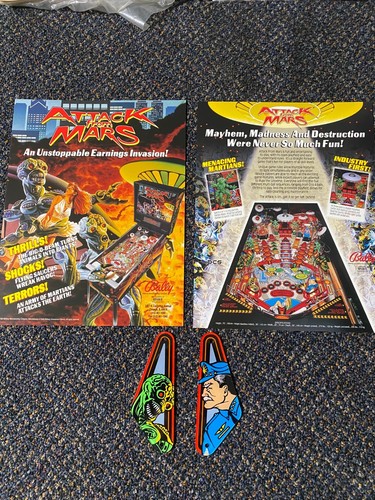 TWO 1995 SLINGSHOT PLASTICS BALLY FACTORY ORIGINALS ATTACK MARS NOS W/ 2 FLYERS | eBay
